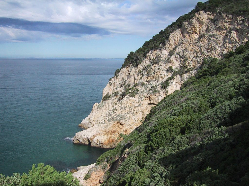Gambe in spalla - Escursionismo e Trekking - Montagne del Lazio e centro italia